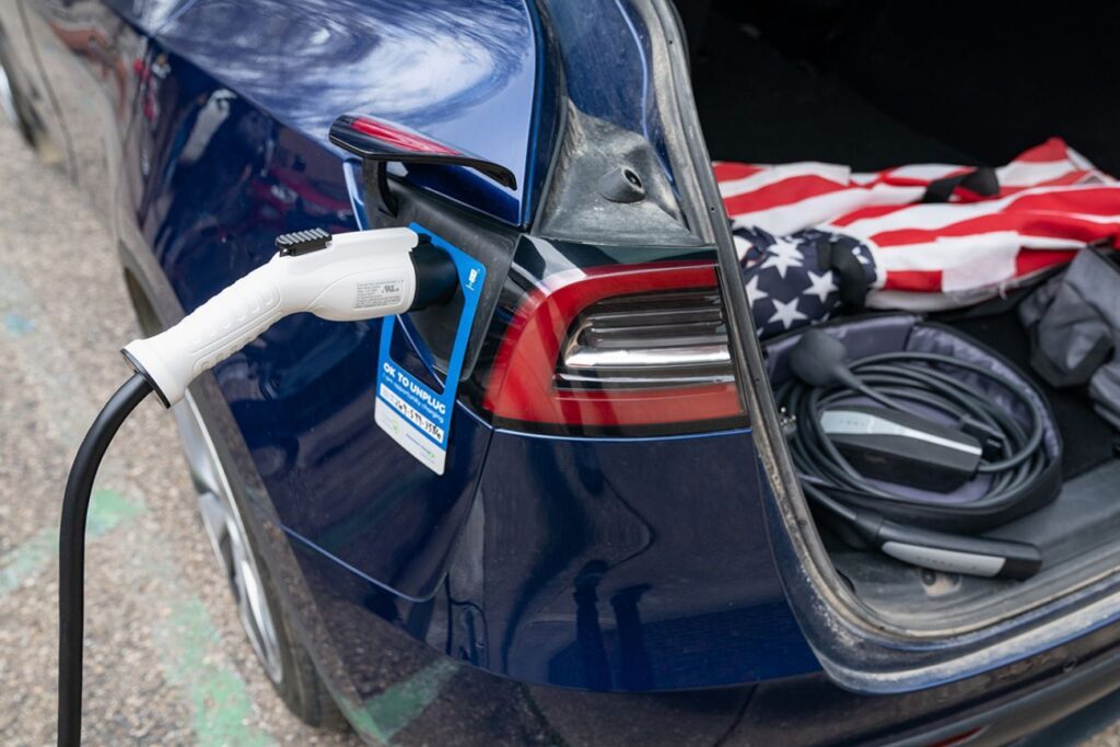 Michigan Utilities to Boost EV Charger Network, Aiming for 1,500 Fast ...