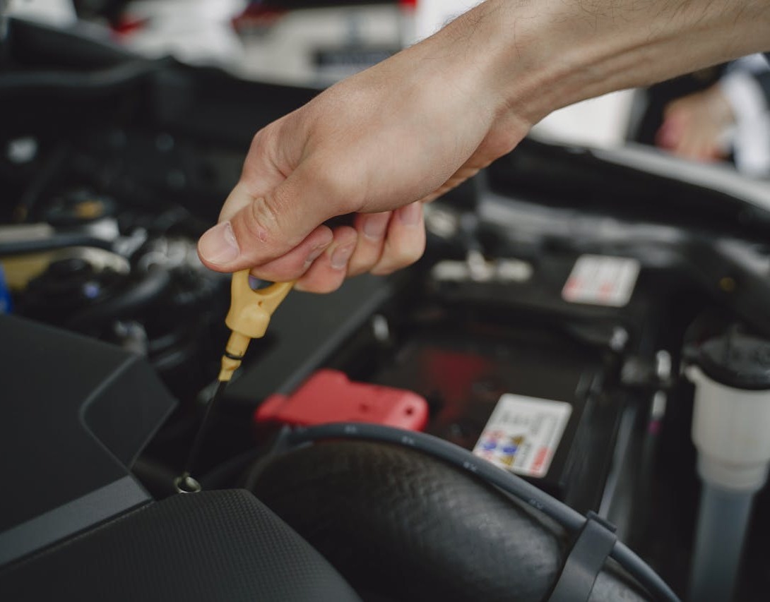 Oil Change Services - Michigan Mobility