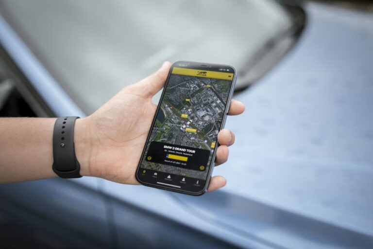 How Do GPS Trackers Work? Secrets Behind the Signal - Michigan Mobility